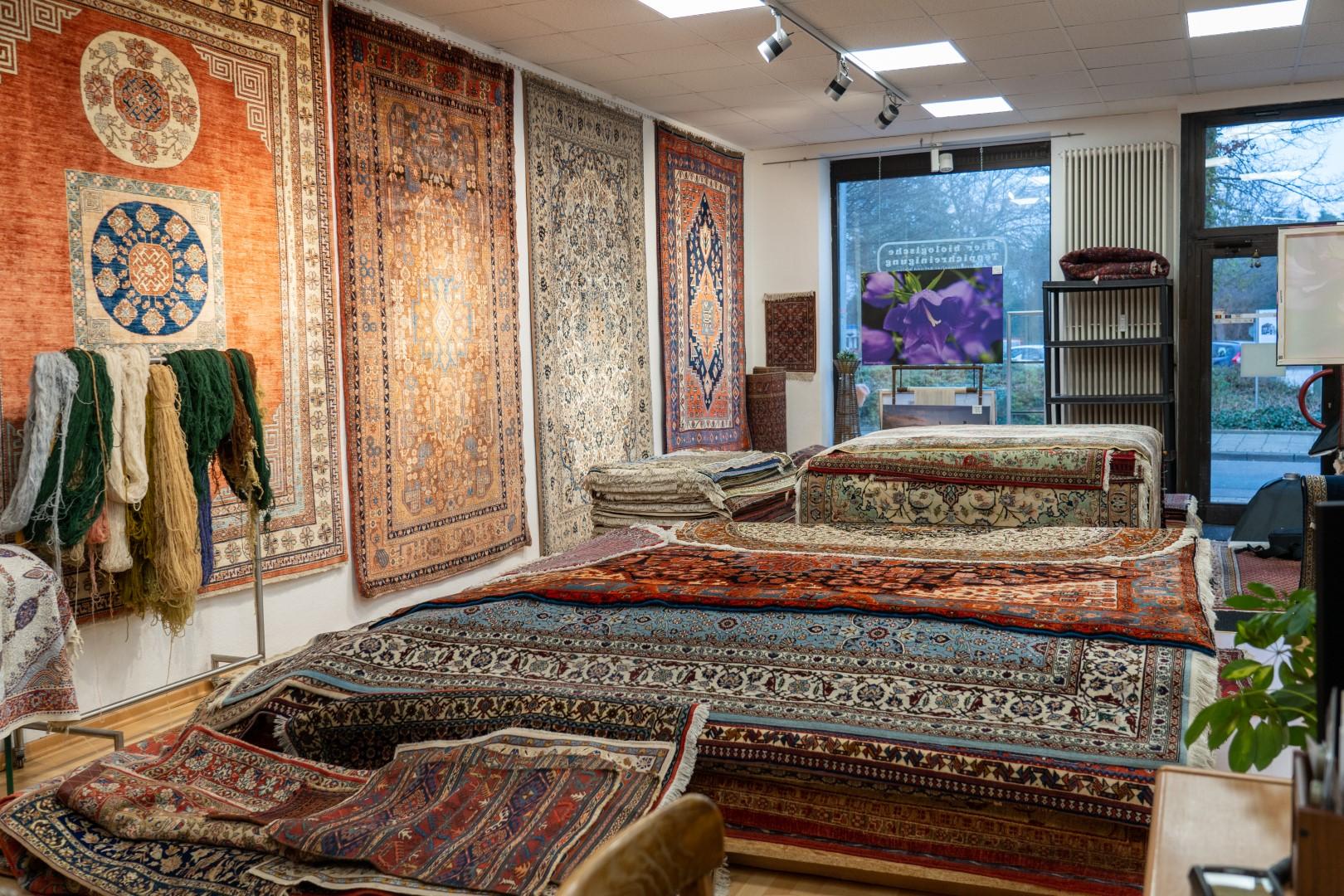 Sinak Orientteppichhaus • Perserteppiche: Verkauf. Reinigung. Reparatur.